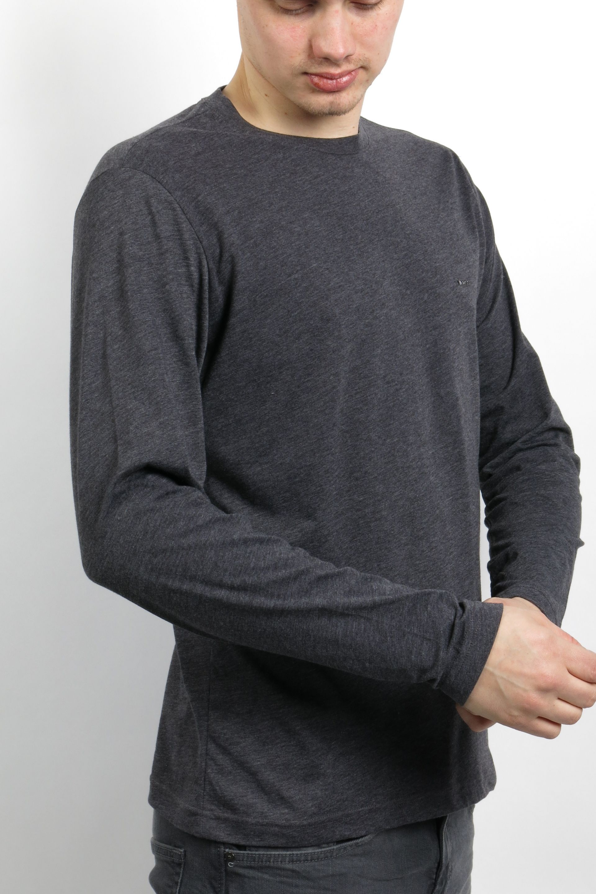Long-sleeve T-shirt VIGOSS